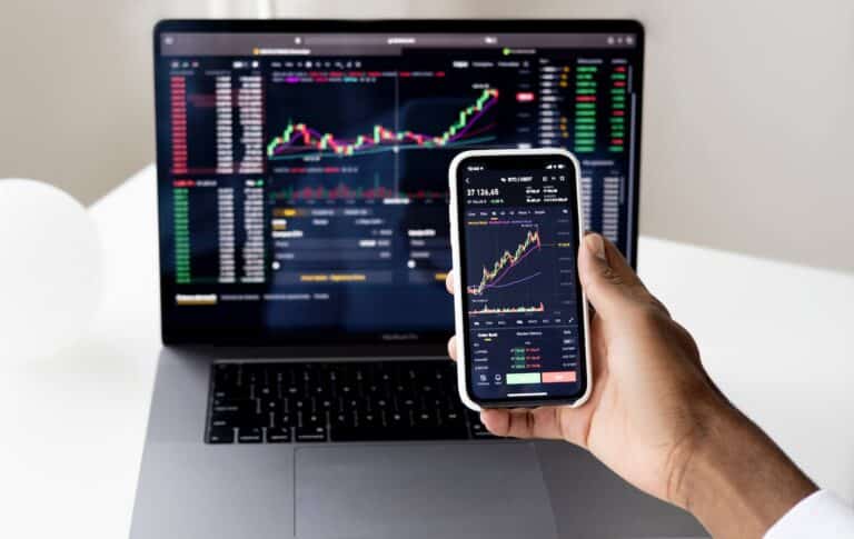GPT-4's Chart Analysis: Key Insights for the Future
